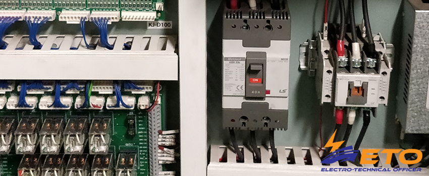 Inspection and cleaning of ships circuit braker - Electro-technical ...